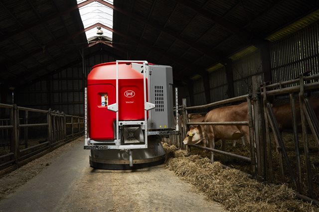 What Shapes Feed Efficiency in Dairy Cows? - News - Feeding - Lely ...